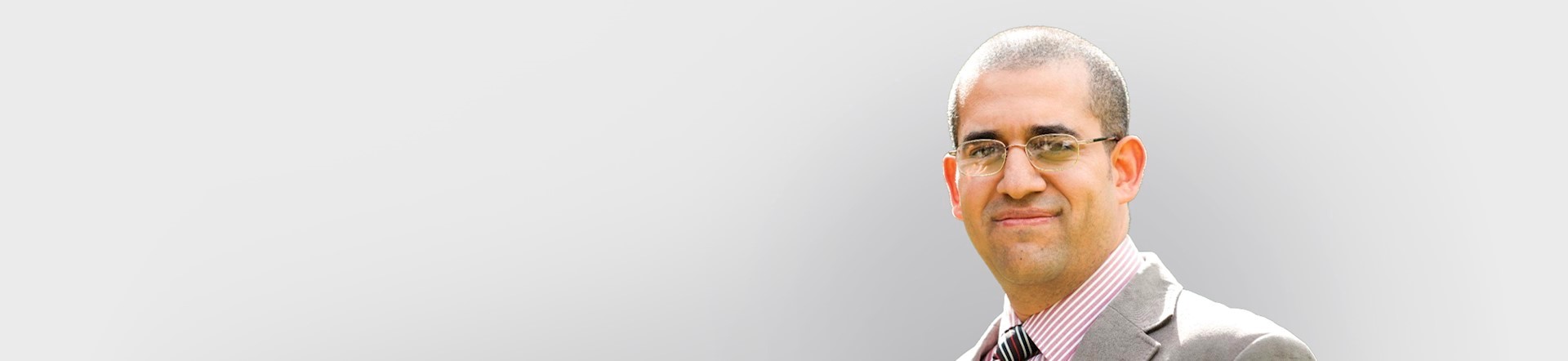 Mr Ahmed Abdelmaksoud | Consultant Opthalmic Surgeon | Spire Healthcare